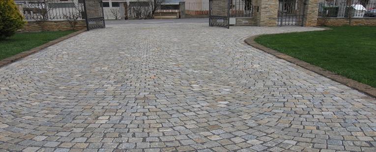 cobble stones and tiles in Italian granit